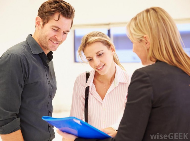 Why Companies Should Hire More Female Sales Professionals - pepNewz